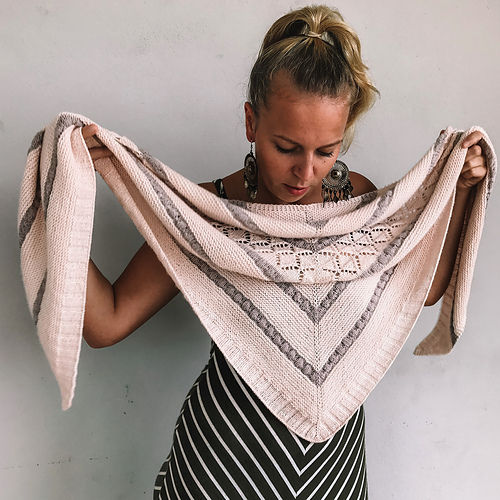 Ravelry: Feeling Peachy pattern by Rina Lehmann