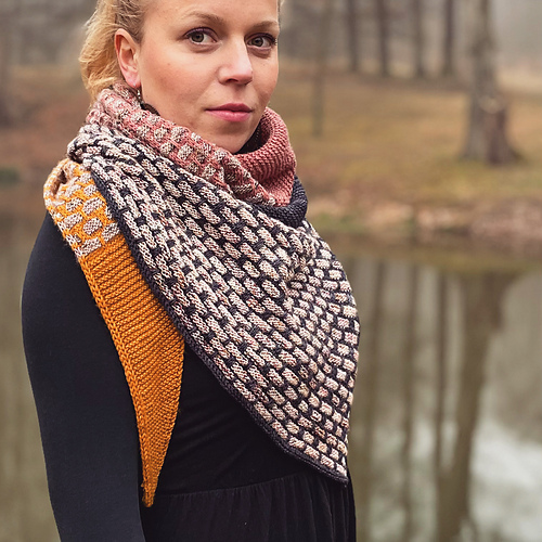 Ravelry: Bricky Shawl pattern by Rina Lehmann