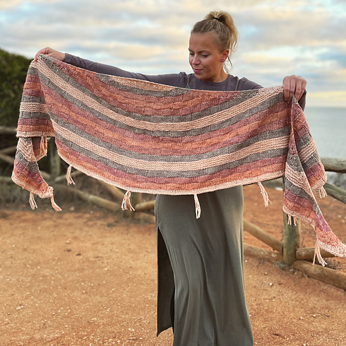 Ravelry: Sunset Fire pattern by Rina Lehmann