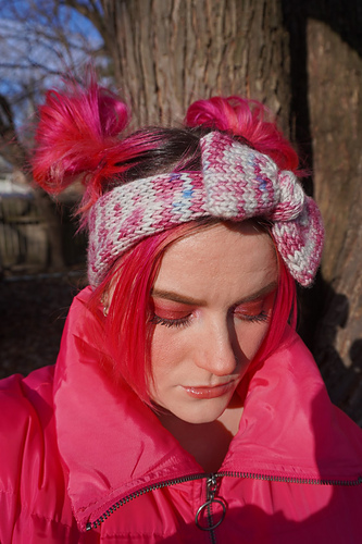 Ravelry: KISS Headband pattern by Cassondra Rizzardi