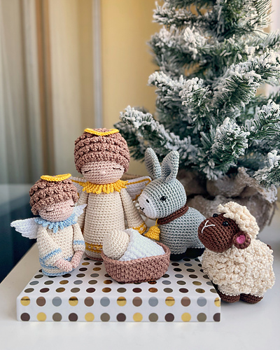 Ravelry: Crochet Nativity pattern by Natalia Ruzanova