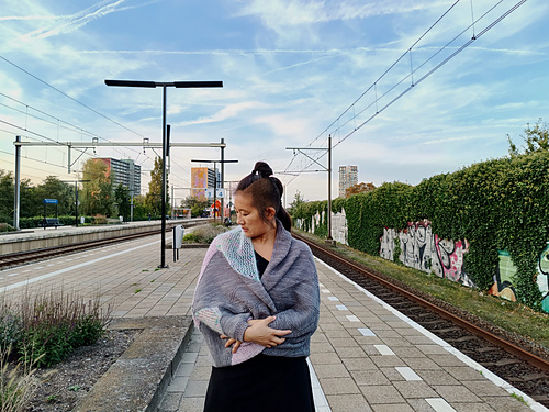 Ravelry: Algorithmic Diva Bolero - Shorty pattern by Stephanie Pan