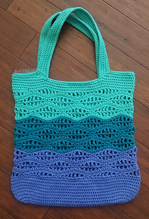Ravelry: RockinLola's RockinLola Wave Market Bag