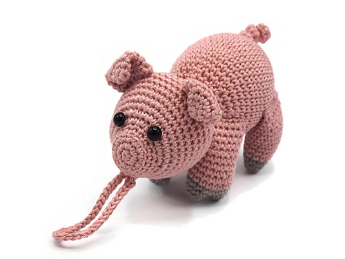 Ravelry: piglet pacifier buddy pattern by Rosanne Briggeman