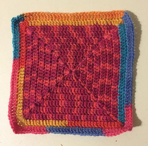 Ravelry: Seamless Solid Granny Square pattern by Isabeau Suro