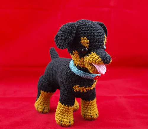 Ravelry: Rottweiler puppy pattern by Rosaura Valdez