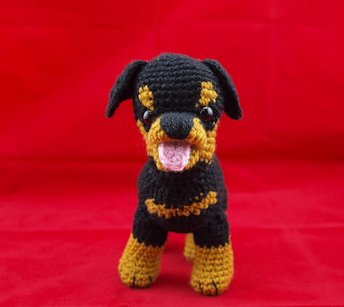 Ravelry: Rottweiler puppy pattern by Rosaura Valdez