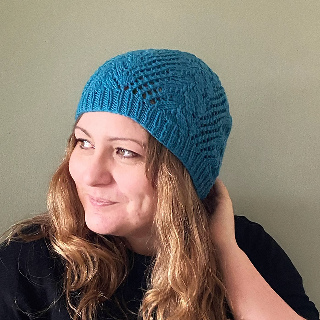 Ravelry: Stormy Seas Hat pattern by Kelly Menzies