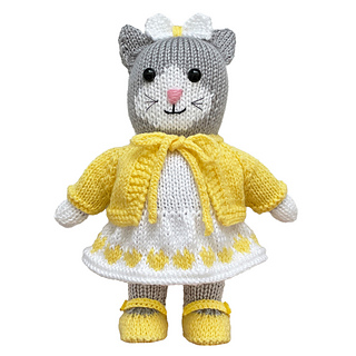 Ravelry: Barnyard babies Kylie kitten pattern by Rowena Dawson