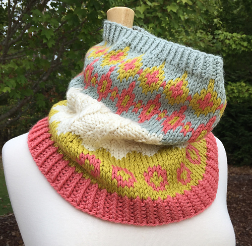 Ravelry: Trinity pattern by A.Opie Designs