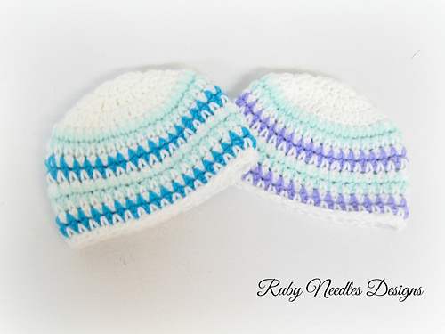 Ravelry: Lil' Diamond Baby Hat pattern by Ruby Needles