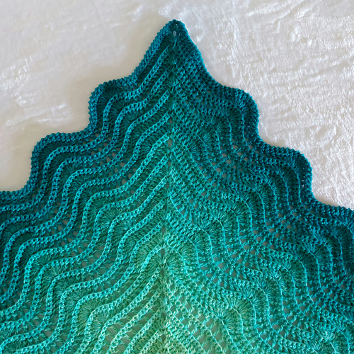 Ravelry: Waves scarf pattern by Ruta Sab.