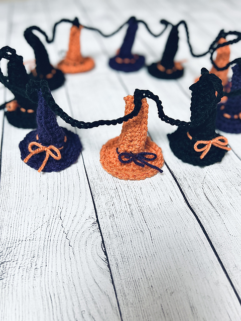 Ravelry: Wicked Witch Hat Bunting pattern by Angie Dooley