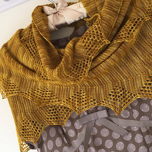 Ravelry: Aurelia pattern by Stella Ackroyd