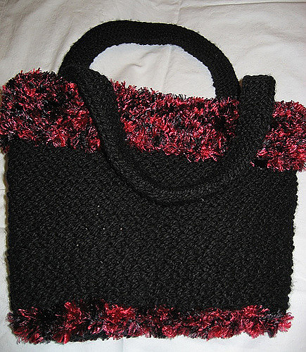 Ravelry: Bags (knit) pattern by Bernat Design Studio