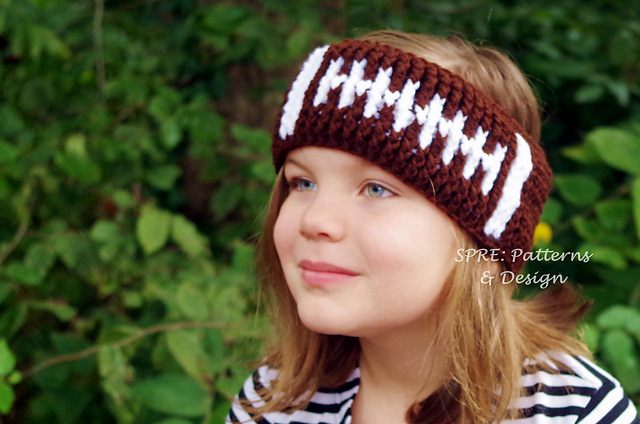 Ravelry: Touch Down Earwarmer pattern by Sarah Boham