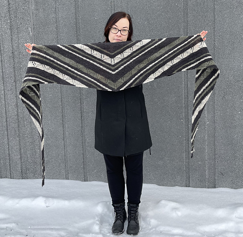 Ravelry: Hercinia pattern by Heidi Alander