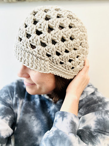Ravelry: Granny Square Hat pattern by Salena Baca