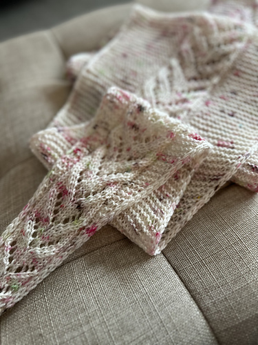 Ravelry: Mill Hollow pattern by Emily Clawson