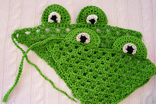 Ravelry: Cottage Core Bandana Headband pattern by Sam Bartley