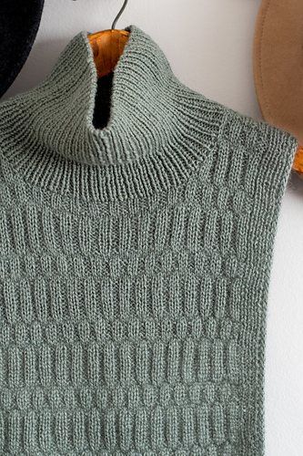 Ravelry: Coffee Run Collar pattern by Samantha Guerin