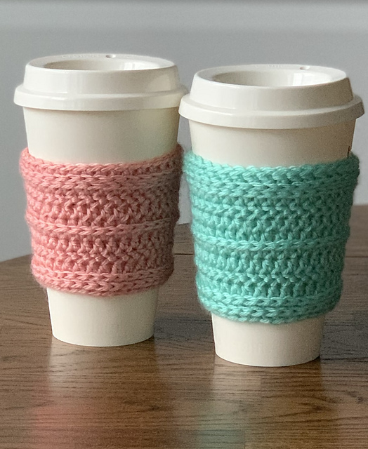 Ravelry: Triple Half Double Cup Cozy pattern by Sam Michele