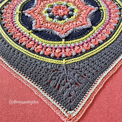 Ravelry: Catalina Square pattern by Sandra Salas