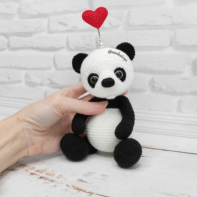 Ravelry: Panda alien Valentine pattern by Oksana Berejshik