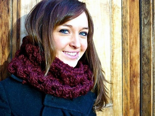 Ravelry: The Sans Limites Cowl pattern by Sara Dudek
