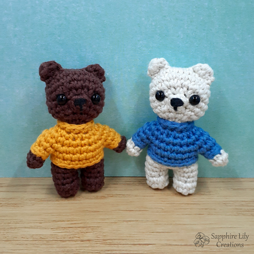 Ravelry: Tiny Bear in a Sweater pattern by Elizabeth Allison