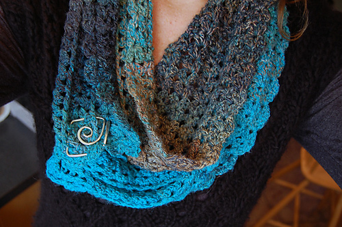 Ravelry: Urban Shells pattern by Katherine Crombie