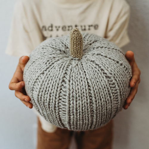 Ravelry: Chunky Pumpkin pattern by Nicole Spring