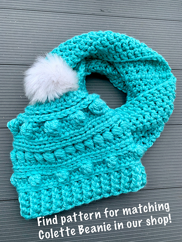 Ravelry: Colette Chunky Cowl pattern by Sarah Berens