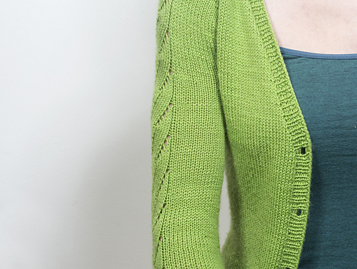 Ravelry: Primavera pattern by Sarah Cooke