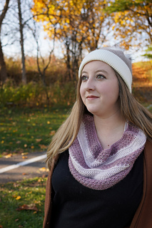 Ravelry: Textus Cowl pattern by Sarah Epplin