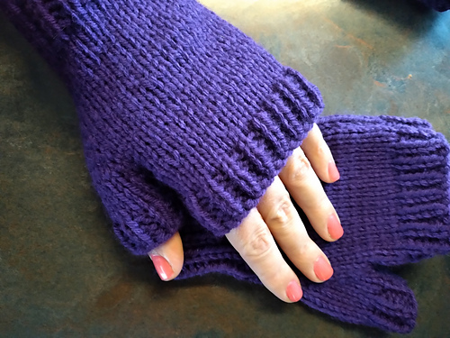 Ravelry: Easy Fingerless Mittens - with Thumbs pattern by marianna mel