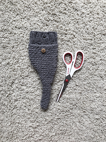 Ravelry: Large Scissors Cozy pattern by Leah Milligan
