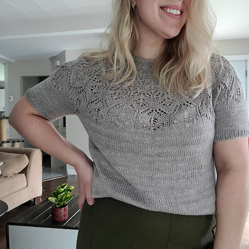 Ravelry: Lotus pattern by Sarah Bleau Design