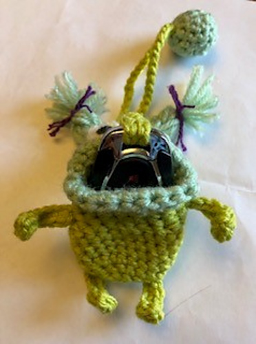 Ravelry: key fob monster pouch pattern by Sarah Patrick