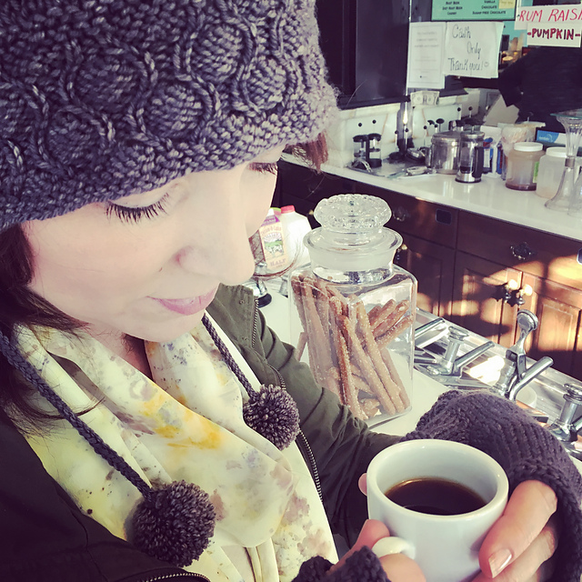 Ravelry: braided berry hat & mitts pattern by Sara Bauer