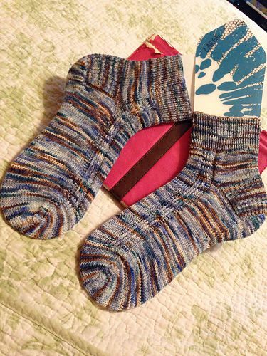 Ravelry: Sanderson Sisters pattern by Sara Glavas