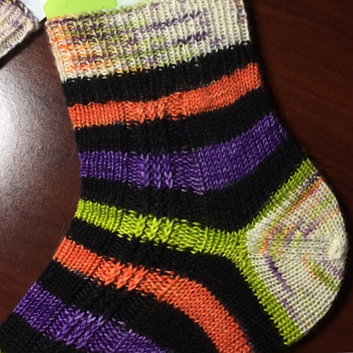 Ravelry: Sanderson Sisters pattern by Sara Glavas