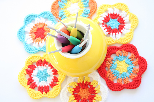 Ravelry: The Happy Motif pattern by A la Sascha