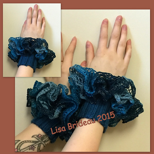 Ravelry: Ruffled Wrist Cuffs pattern by Lisa Brideau
