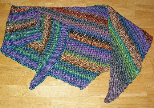 Ravelry: Autumn Colour Shawl pattern by Regina Schoenfeldt