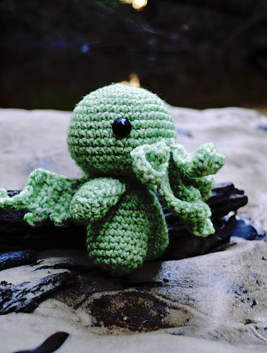 Ravelry: Cthulhu pattern by Rural Rebellion