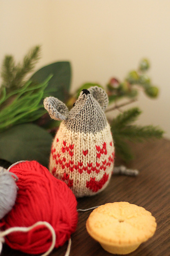 Ravelry: Nordic Christmas Mice pattern by Say Little Hen
