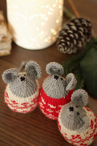 Ravelry: Nordic Christmas Mice pattern by Say Little Hen