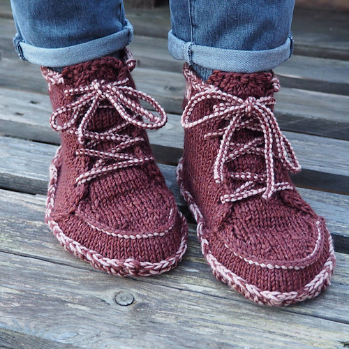 Ravelry: CheckerBoots pattern by PondeRosaWolle