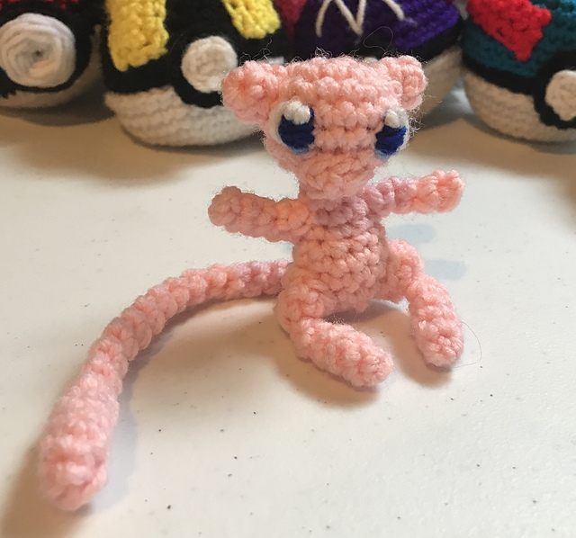 Ravelry: Mini Mew pattern by Amanda Stokes